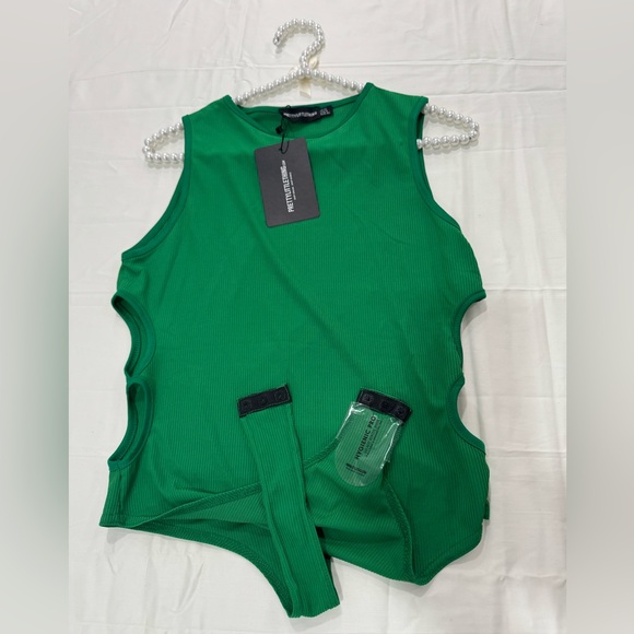 PrettyLittleThing | Tops | Nwt Prettylittlething Green Cut Out Tank Top ...